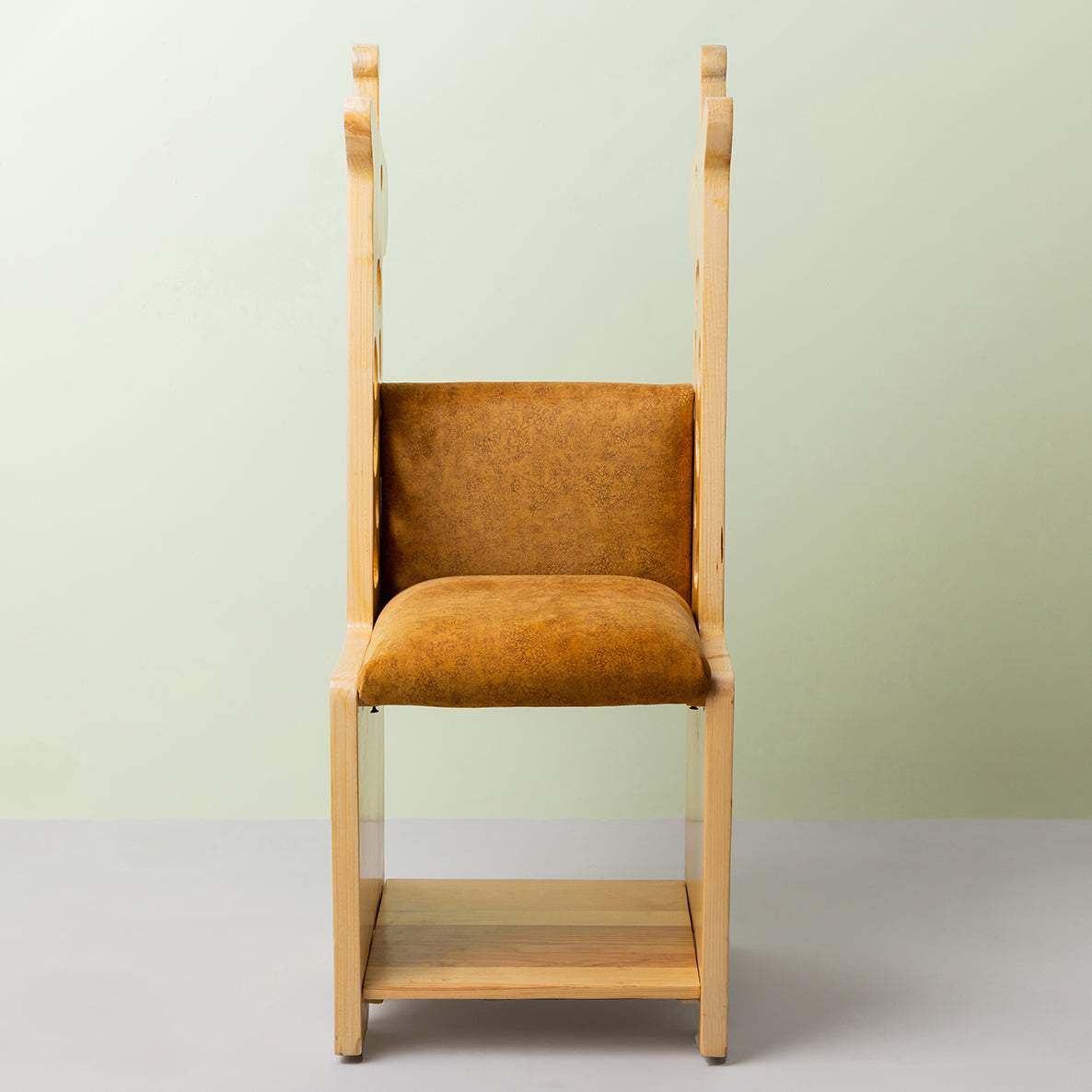 Buy Online Giraffe Chair | Safari-Inspired Seating for Kids – Pinch of ...