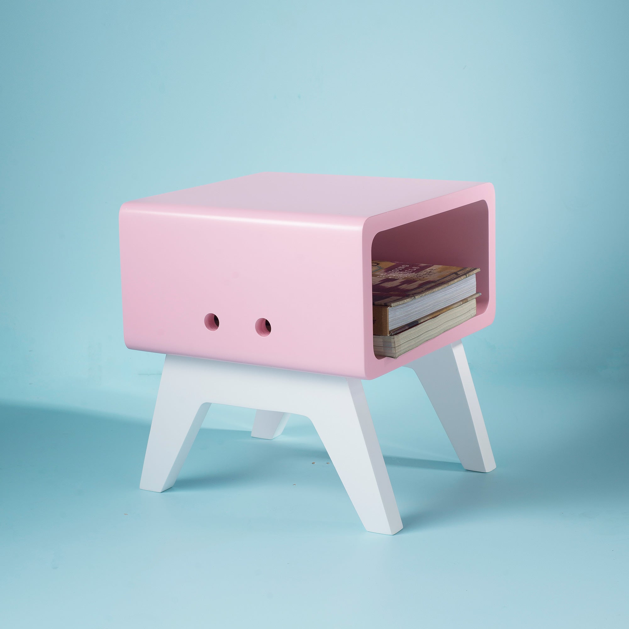 Adorable Pig Step Stool for Your Kids | Charming Designs – Pinch of Pretty